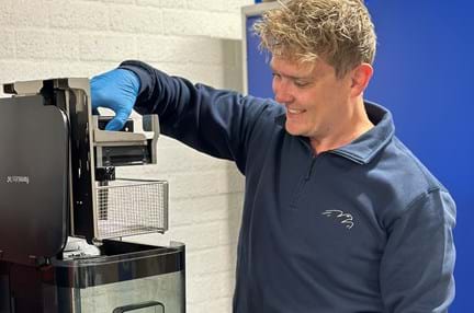 Robin | Research & Development Engineer - Valk Horti Systems